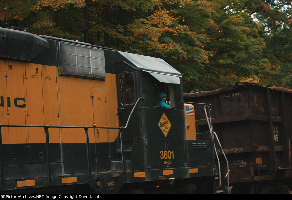 HRRC 3601 shoving hard on the rear of NX12